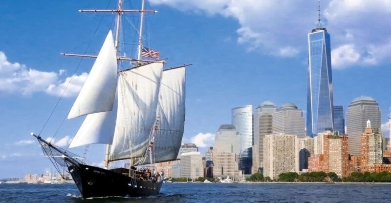 NYC: Statue of Liberty Day Sail with Onboard Bar - Authentic Perspectives from Previous Travelers