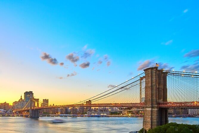 NYC: Statue of Liberty Night Cruise and Skyline - Key Points