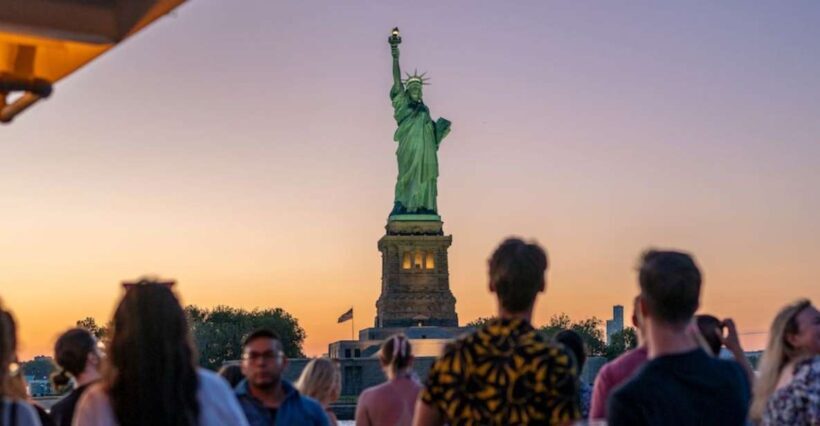 NYC: Statue of Liberty Sunset Cruise Skip-the-Line Ticket - What to Expect from Your Sunset Cruise