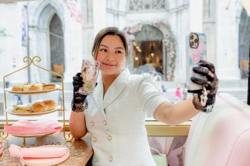 NYC: Tea Around Town Bus Tour with Live Entertainment - Deep Dive into the Experience: What It Means for You