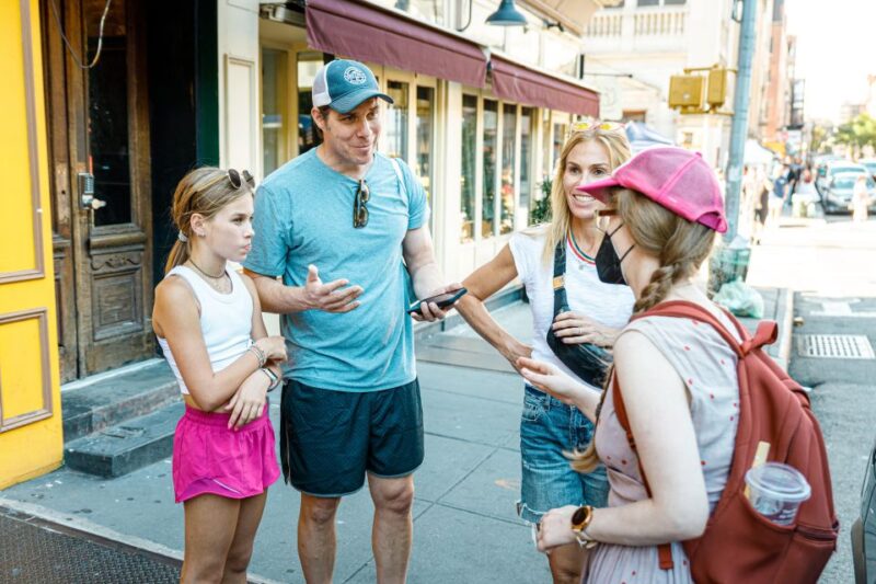 NYC: The Original Cupcake Tour of Greenwich Village - Key Points