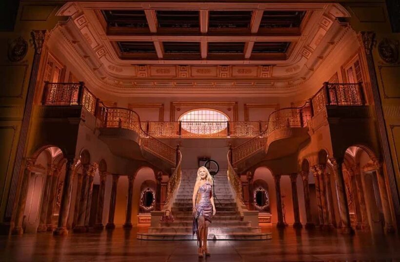 NYC: The Queen of Versailles starring Kristin Chenoweth - A Detailed Look at "The Queen of Versailles" Starring Kristin Chenoweth in New York City