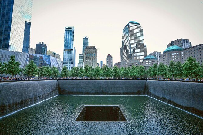 NYC Top Manhattan Landmarks - Small-group Tour with Local Guide - A Detailed Look at the Tour Experience