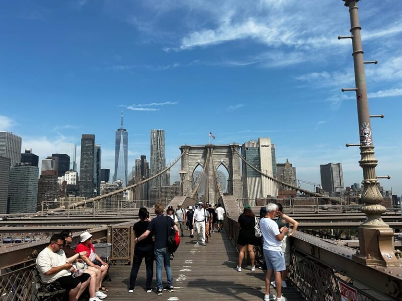 NYC Views from Brooklyn Bridge & DUMBO with Ferry Tickets - Itinerary Breakdown: What to Expect