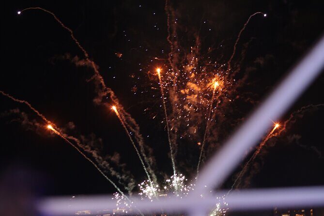 NYE Fireworks Cruise on the Grande Mariner With Dinner + Open Bar - What Past Guests Say