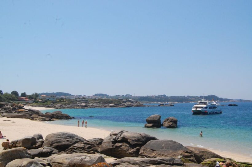 O Grove: Ría de Arousa Catamaran Tour with Seafood Lunch - A Detailed Look at the Tour
