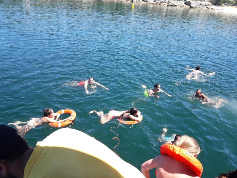 O Grove: Ría de Arousa Catamaran Tour with Seafood Lunch - Authentic Experiences and Real Traveler Feedback
