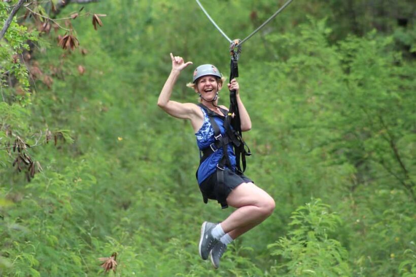 Oahu: 3 Zipline & All Inclusive Dolphin Watch Snorkel Cruise - The Zipline Adventure at Coral Crater