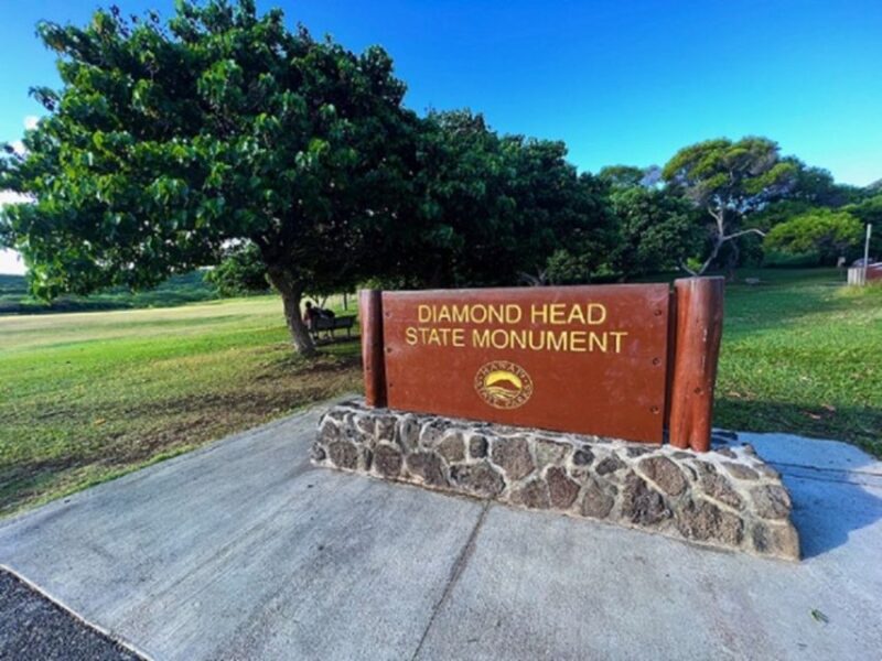 Oahu: Diamond Head Crater Trailhead Transfer & Entry Fee - The Sum Up: Who Should Consider This Tour?