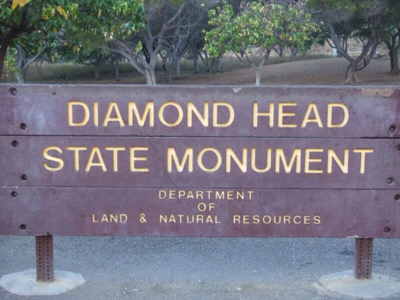 Oahu: Diamond Head Sunrise Hike with Acai Bowl and Malasada - Logistics and Practicalities