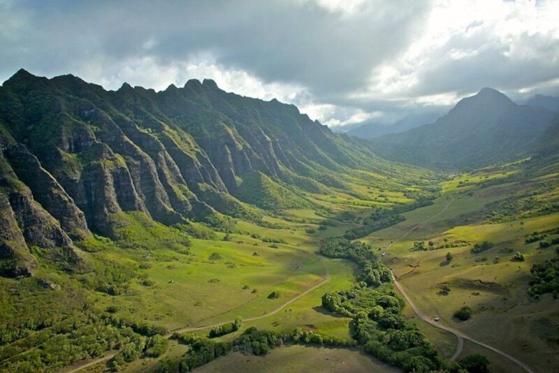 Oahu: Kualoa Movie Sites, Jungle, and Buffet Tour Package - Kualoa Grown Tour: Gardens and History