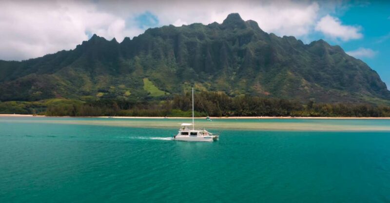 Oahu: Molii Fishpond and Kaneohe Bay Catamaran Tour - Why This Tour Works Well for Travelers