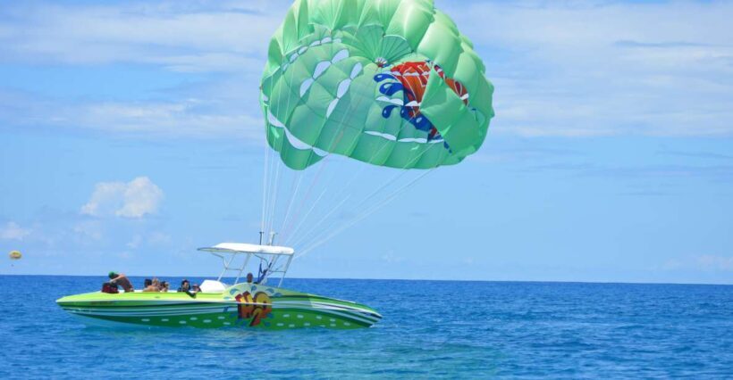 Oahu: Parasail on Maunalua Bay with Diamond Head Views - Key Points