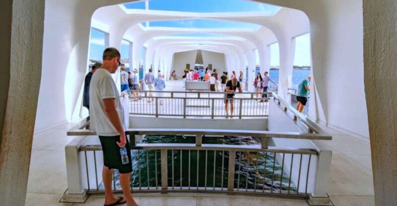 Oahu: Pearl Harbor and Historic Honolulu Half Day - Authentic Experiences and Potential Drawbacks