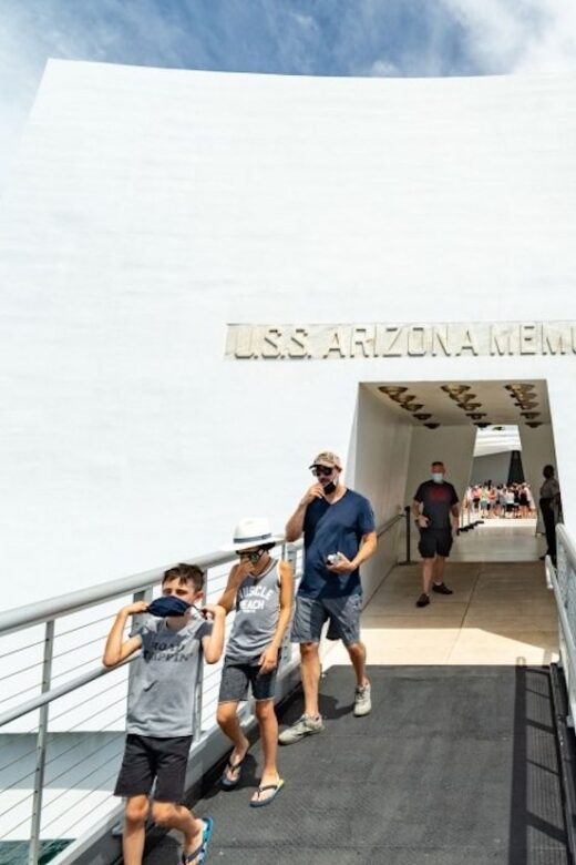 Oahu: Pearl Harbor Battleship & Helicopter Tour - A Deep Dive Into the Day