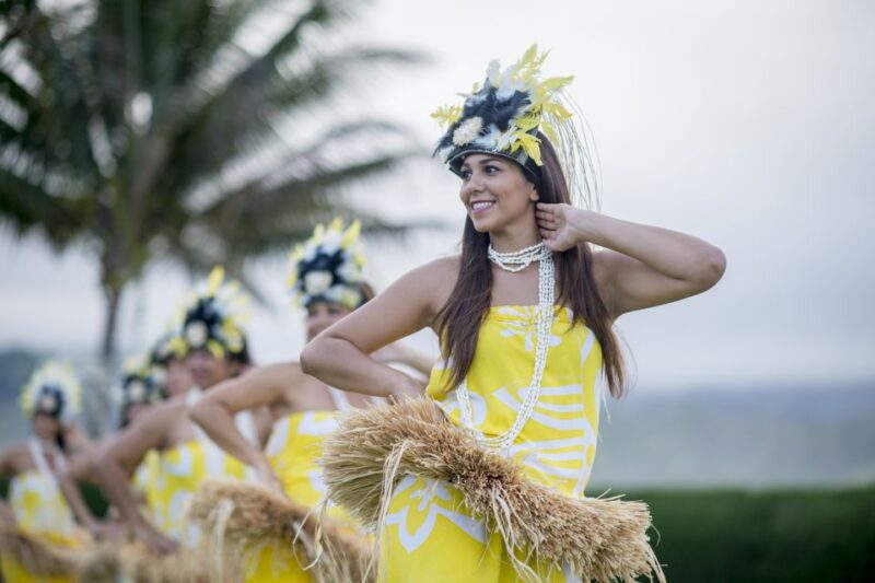 Oahu: Queens Waikiki Luau - A Closer Look at the Queens Waikiki Luau Experience