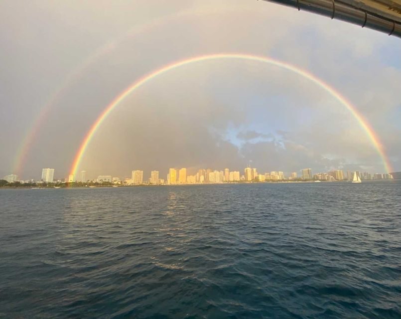 Oahu: Sunset sailing in small intimate groups - FAQs