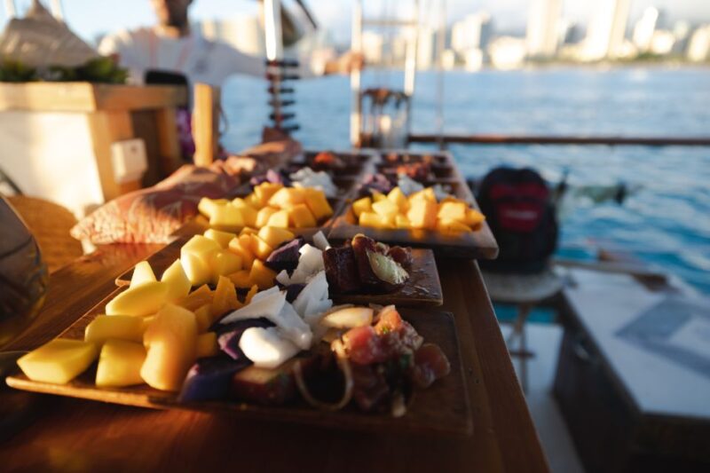 Oahu: Traditional Canoe Sunset Cruise with Dinner - The Itinerary and What to Expect