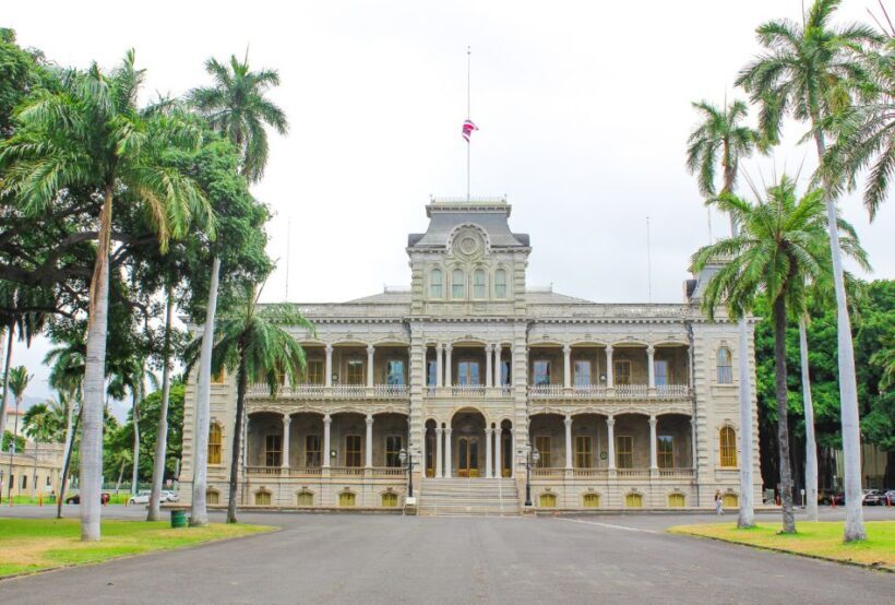 Oahu: USS Arizona Memorial and City Highlights Tour - Key Points