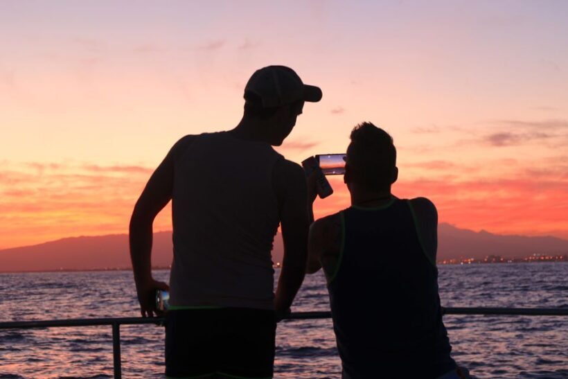 Oahu: Waikiki BYOB Sunset Cruise - A Closer Look at the Experience
