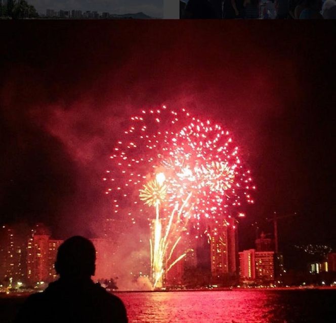 Oahu: Waikiki Friday Night Fireworks Cruise - The Experience in Detail