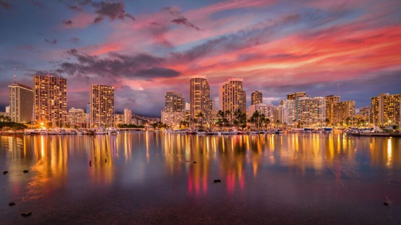 Oahu: Waikiki Glass Bottom Boat Sunset Cruise - Value and Practicalities