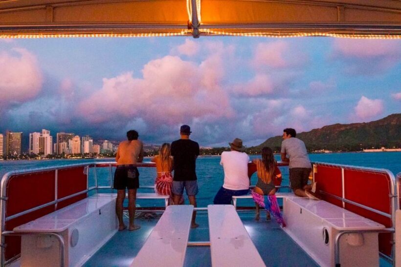 Oahu: Waikiki Glass Bottom Boat Sunset Cruise - The Sum Up