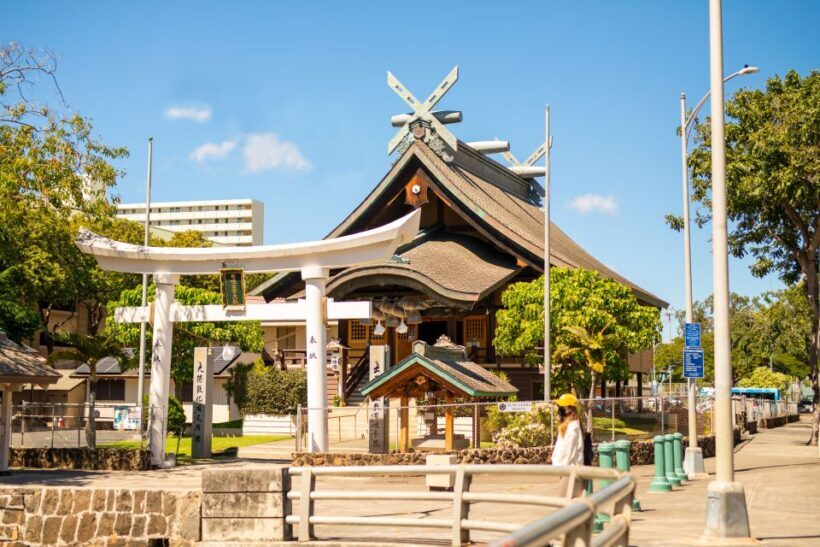 Oahu: Waikiki Trolley Hop-on Hop-off All-Line Pass - Authentic Experiences and Practical Details