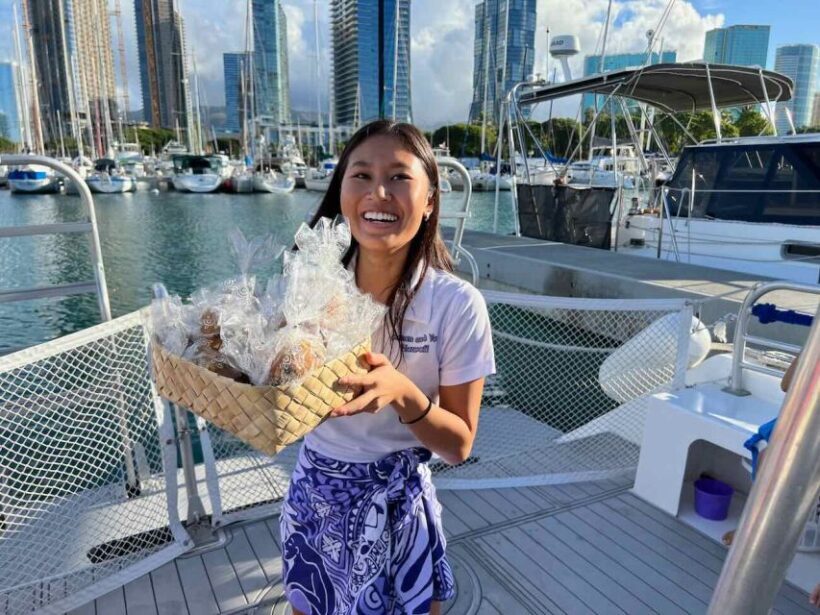 Oahu: Waikiki Whale Watching Tour-Donut and Coffee Included - The Whale Viewing: What You’ll Actually See