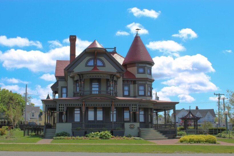 Oak Bluffs: Martha's Vineyard GPS Smartphone Audio Tour - An In-Depth Look at the Tour Experience