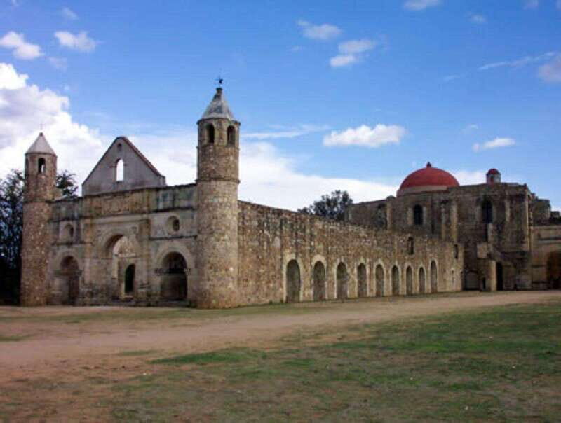 Oaxaca: Exclusive Monte Albán Empire Tour - Visiting Monte Albán: A Must-See UNESCO Site