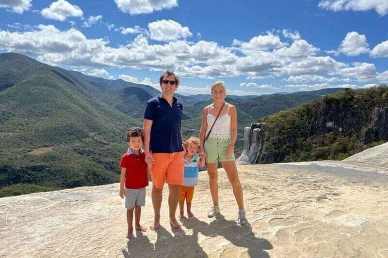 Oaxaca: Hierve el Agua, Mezcal Distillery, and Lunch Tour - Exploring Hierve el Agua