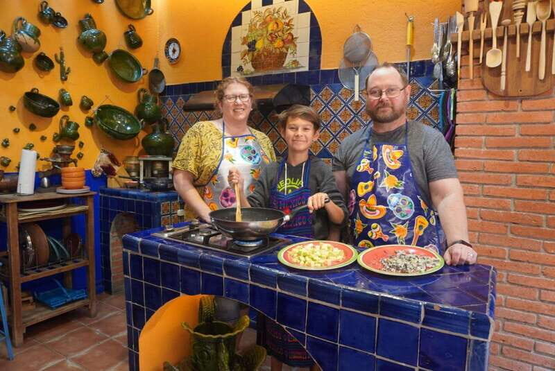 Oaxaca: Traditional Oaxacan Cooking Class with Market Visit - Who Will Love This Tour?