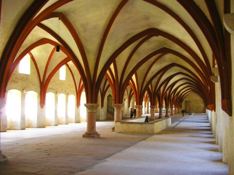 Óbidos, Nazaré & Alcobaça: Private Trip by Car - FAQ