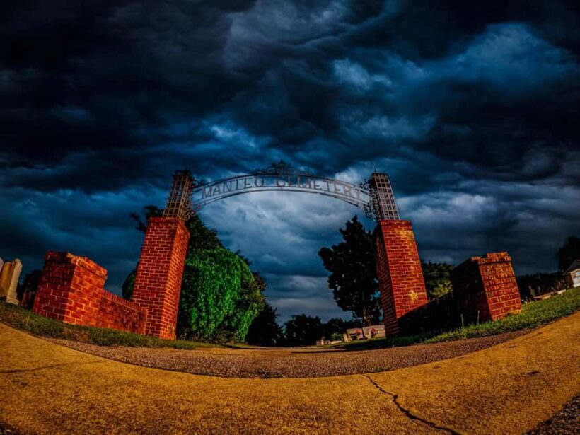 OBX Ghost Tours: Lighthouse Wraiths & Dune Shadows - Authenticity and Authentic Experiences