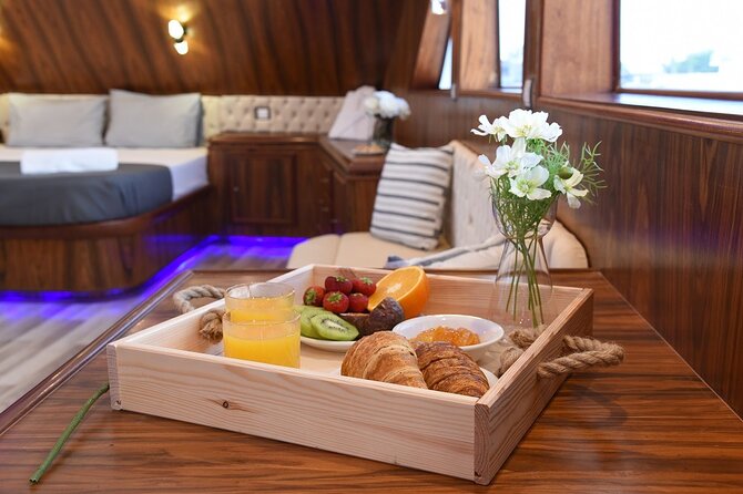 Ocean Blue | Afternoon Blue Lagoon Review - Tour Details