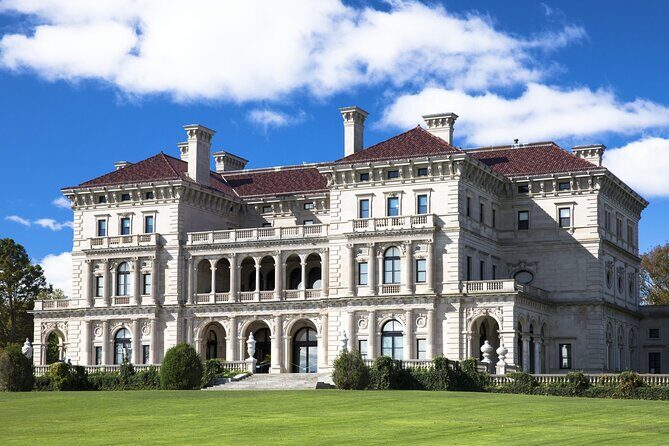 Ocean Drive Historic District: A Newport Self-Guided Driving Tour - Costs, Accessibility, and Additional Considerations