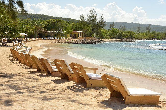 Ocho Rios: Bamboo Beach Club with Specialty Lunch & Cocktails - Who Is This Tour Best For?