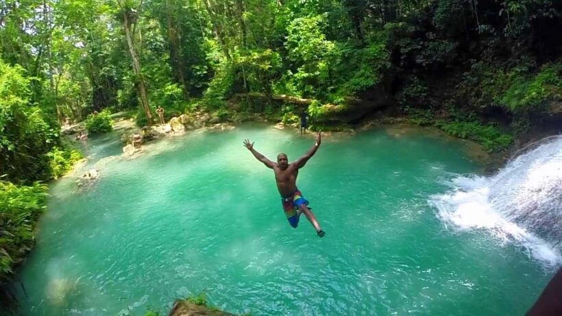 Ocho Rios: Blue Hole, Dunns River & Reggae Hill Guided Tour - Detailed Analysis of Each Stop