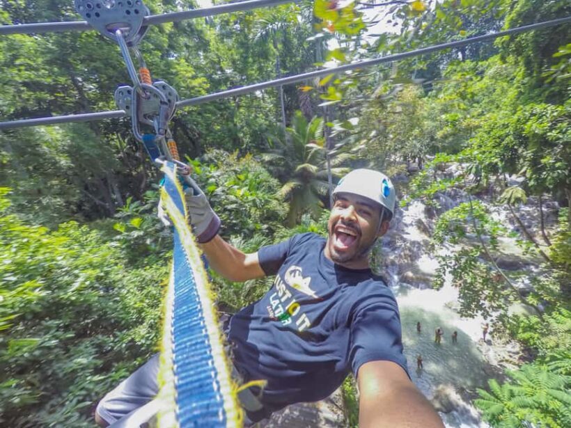 Ocho Rios: Dunns River Climb & Zipline Over The Falls - Key Points