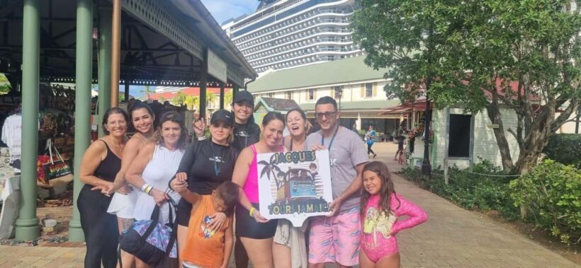 Ocho Rios: Dunn's River Falls and Shopping Tour - Frequently Asked Questions