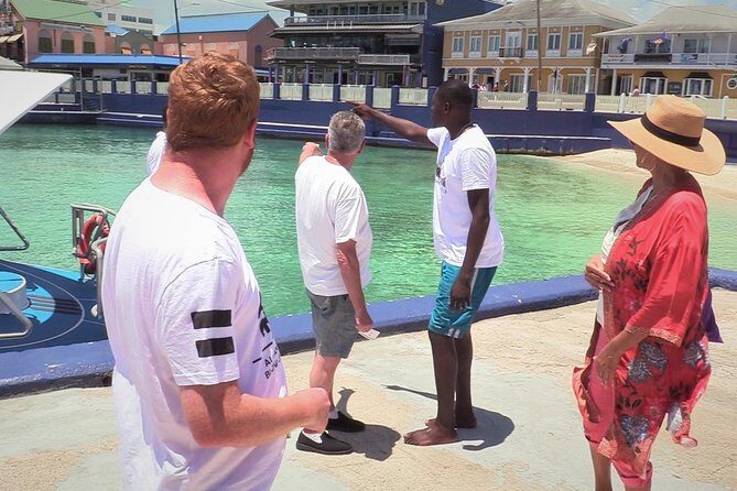 Oculus Glass Bottom Boat Tour - Detailed Breakdown of the Itinerary