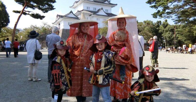 Odawara: Odawara Castle and Town Guided Discovery Tour - Itinerary Highlights