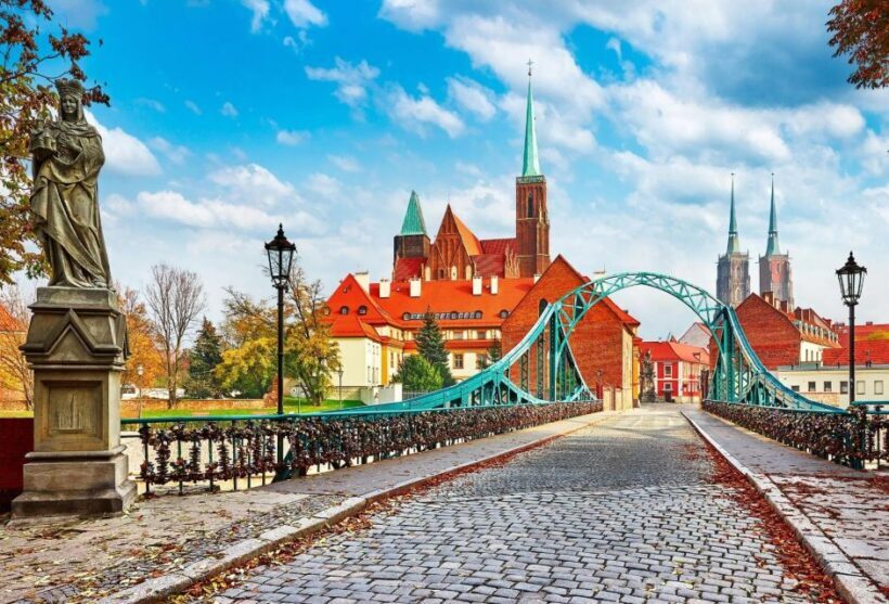 Oder river cruise and walking tour of Wroclaw - A Practical Look at Wroclaw’s Oder River and Old Town Walk