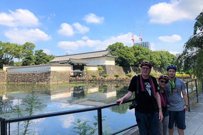 Off the Beaten Path E-Bike Tour Tokyo With Local Guide, 3hrs - Exploring Tokyos History and Architecture