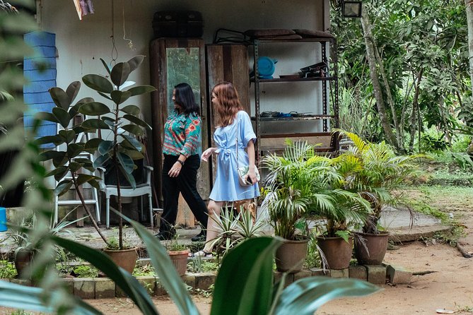 Off the Beaten Track in Singapore: Private City Tour - Value and Pricing