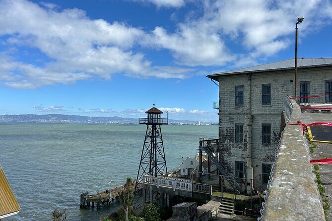 Official Inside Alcatraz Cruise - Who is this tour best suited for?