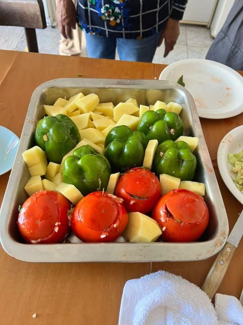 Oia: Greek Cooking Class and Lunch with a Local Grandmother - Key Points