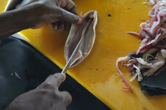 Oistins Fish Lovers' Food Tour - How the Tour Is Structured