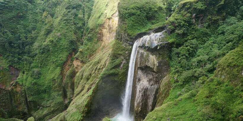 Oke Rinjani 2-Day Trek  Summit senaru Climb & Amazing Views - Key Points